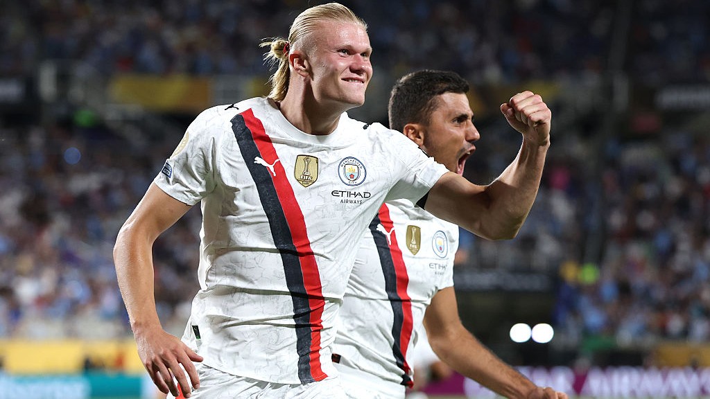 サッカー選手、『最も価値が高い年齢』は25歳！ハーランドは310億円、現役最高齢は三浦知良 ｜Qoly サッカーニュース