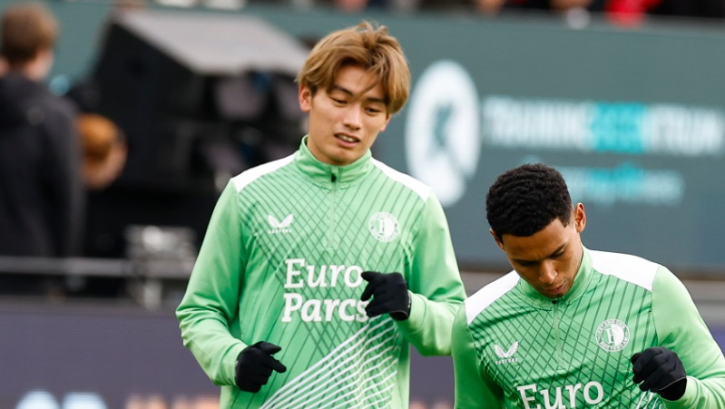 上田綺世をもっと起用しろ！フェイエOBのレジェンド、ライバルFWヒメネスをこき下ろす ｜Qoly サッカーニュース