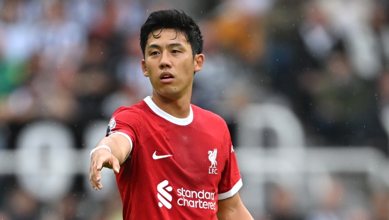 リヴァプール遠藤航、プレミア初先発後「守備面ではもっとよくやれる」 ｜qoly サッカーニュース